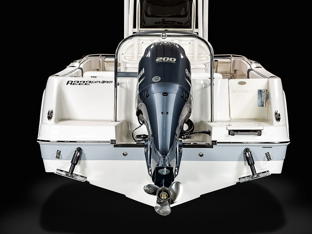 2020 Robalo 222 Explorer - Overview